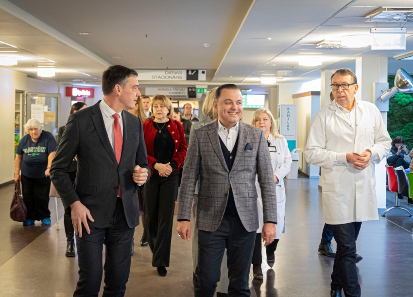 Veselības ministra Hosama Abu Meri vizīte Liepājā » irLiepāja